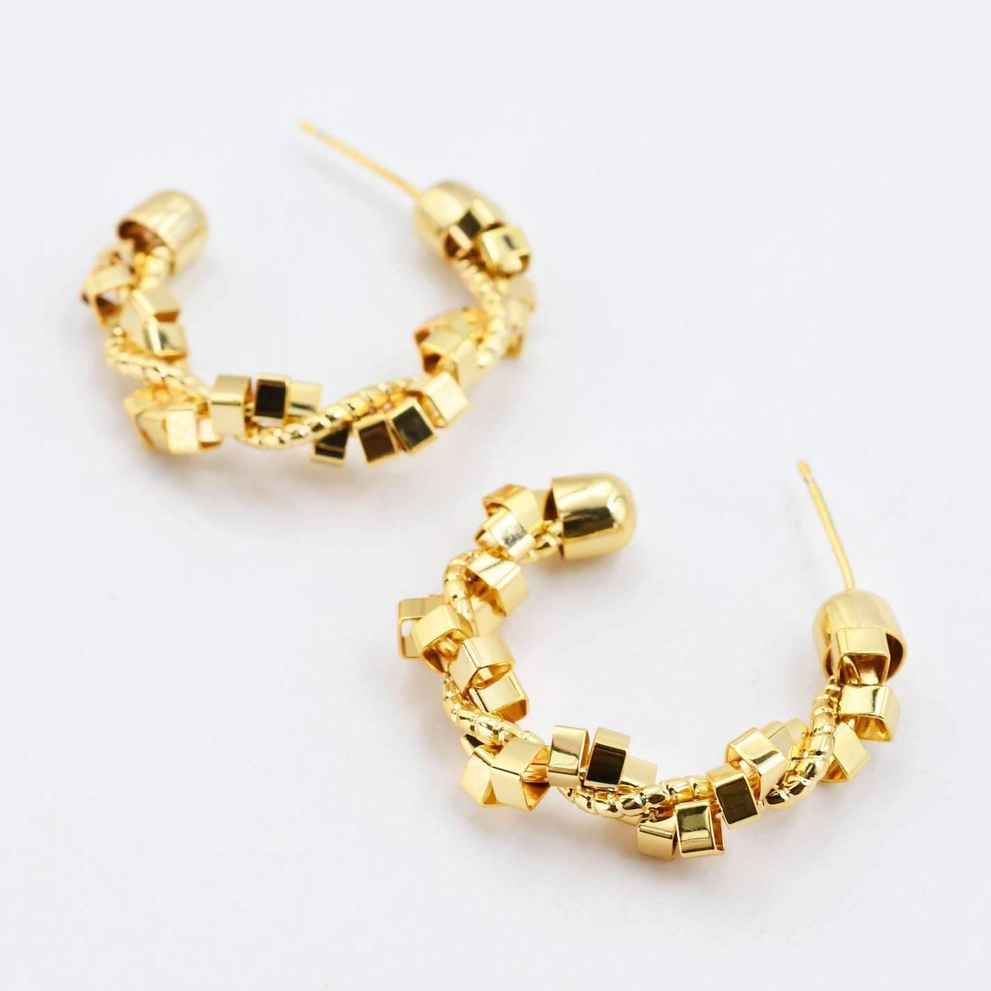 ARRAY 30A | LIVE BOX Twisted Hoop F22 – Preppy Pineapple Boutique