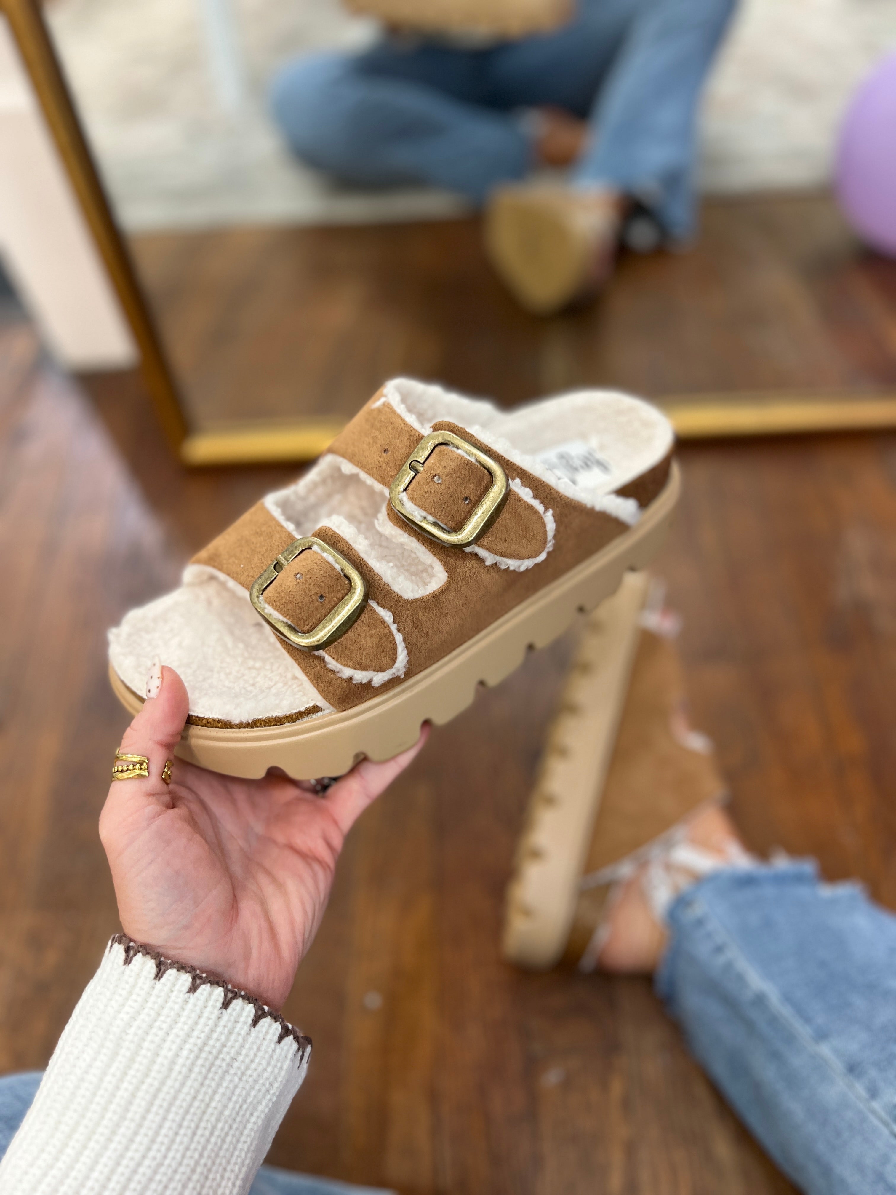 Corkys | Hearsay Platform Sandal – Preppy Pineapple Boutique
