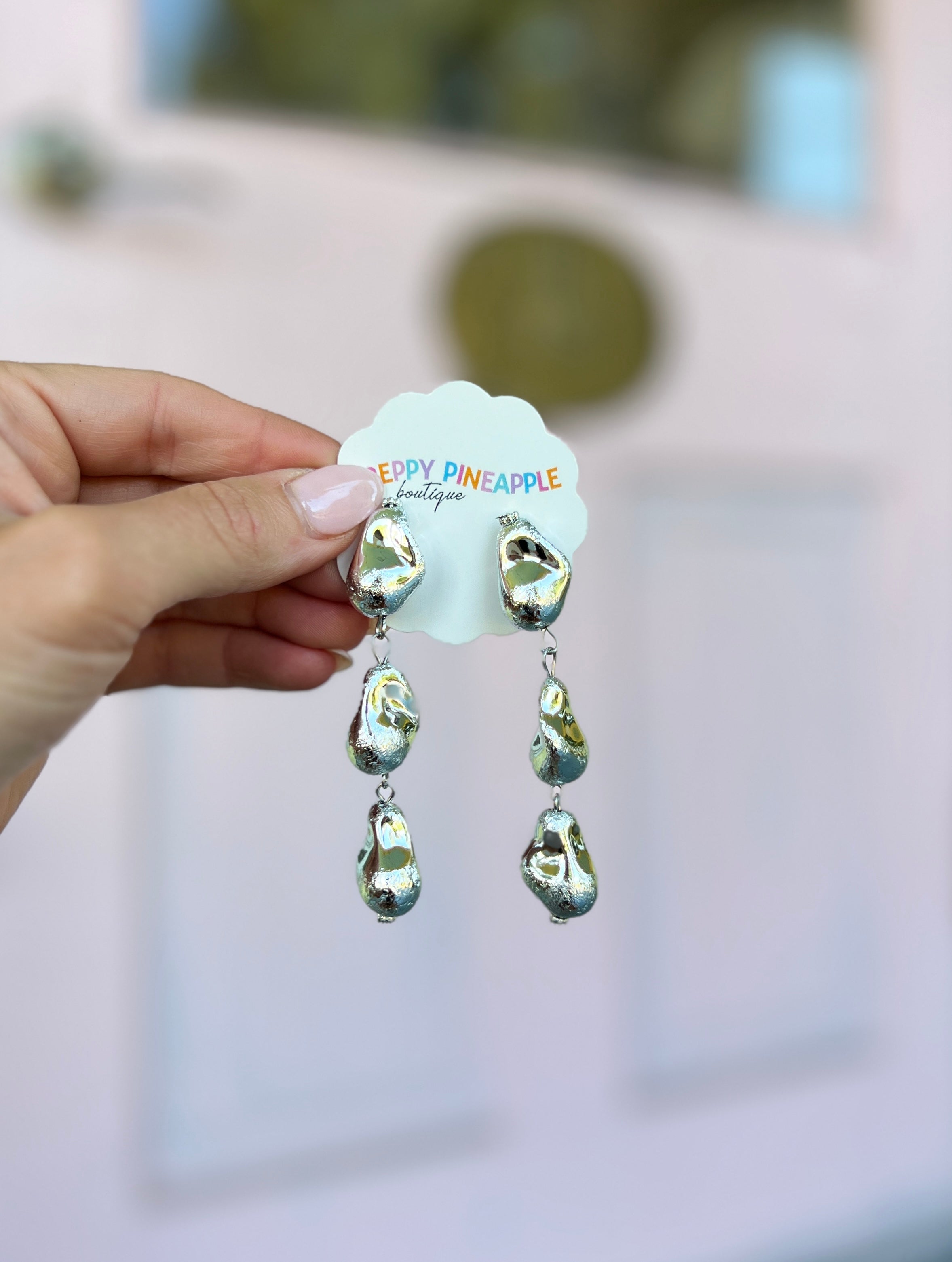 Linear Textured Nugget Shape Earrings - Rhodium – Preppy Pineapple Boutique