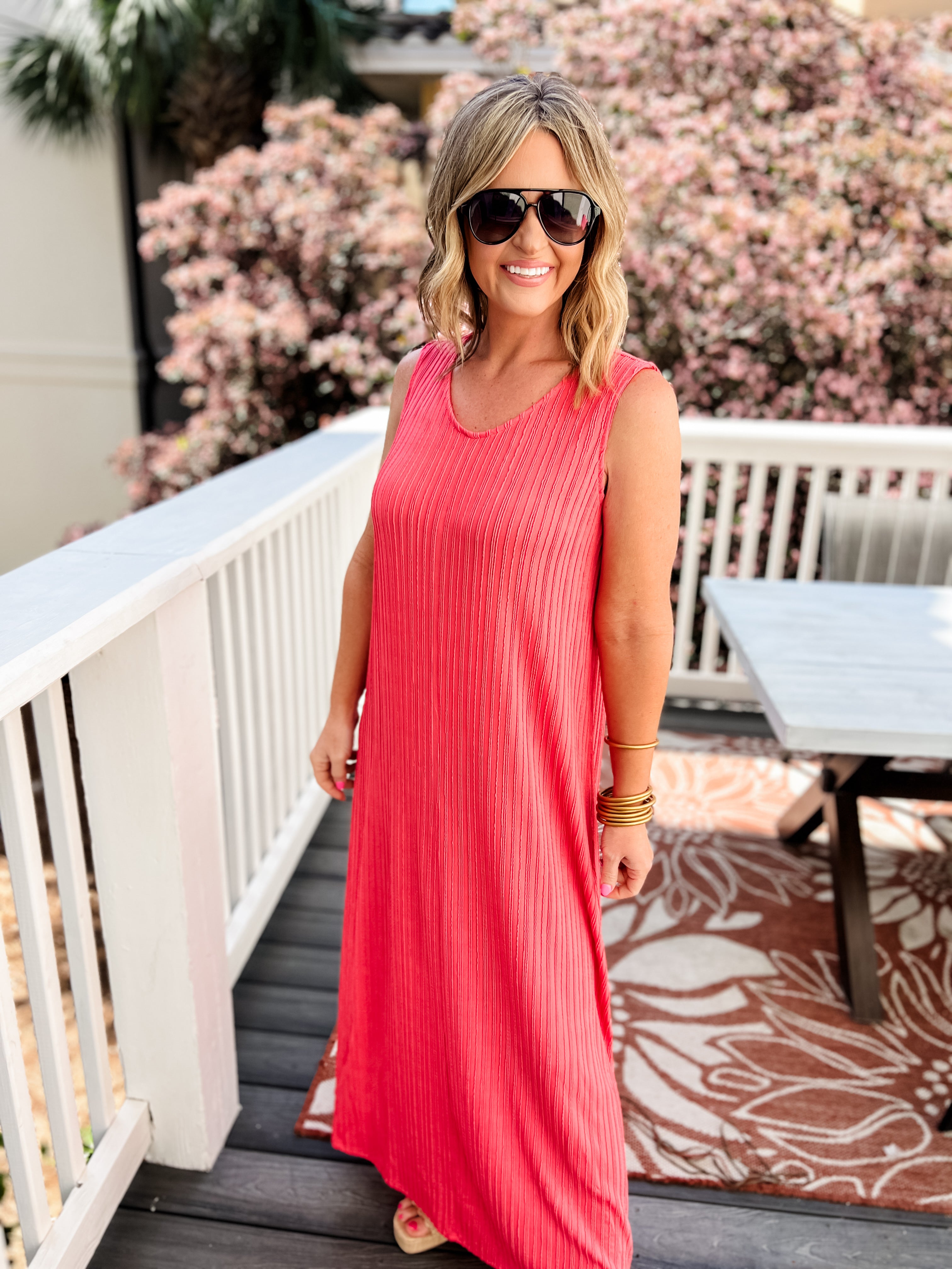 On Best Behavior Textured Maxi - Coral – Preppy Pineapple Boutique