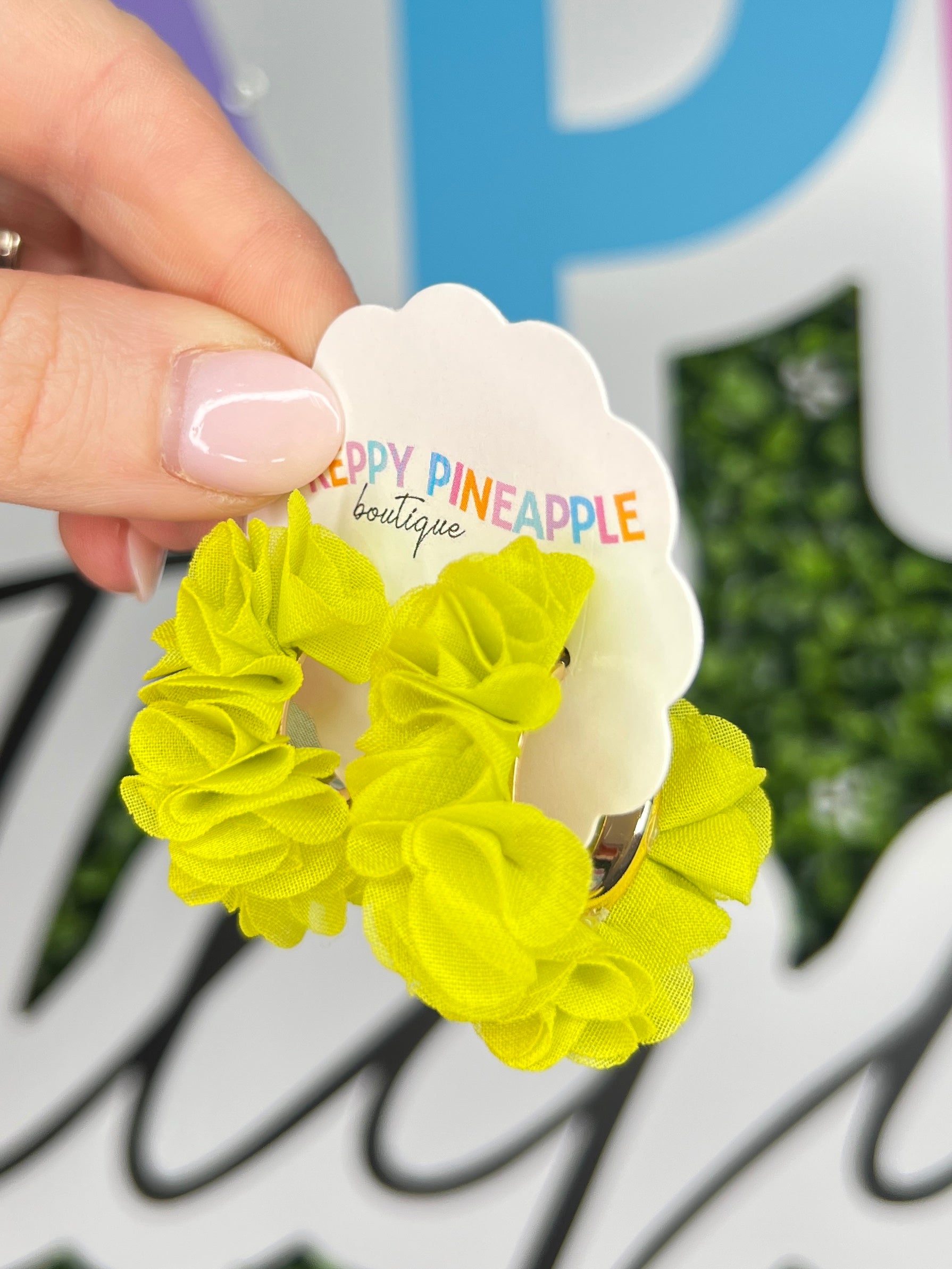 Chiffon Multi Flower Hoops - Lime – Preppy Pineapple Boutique