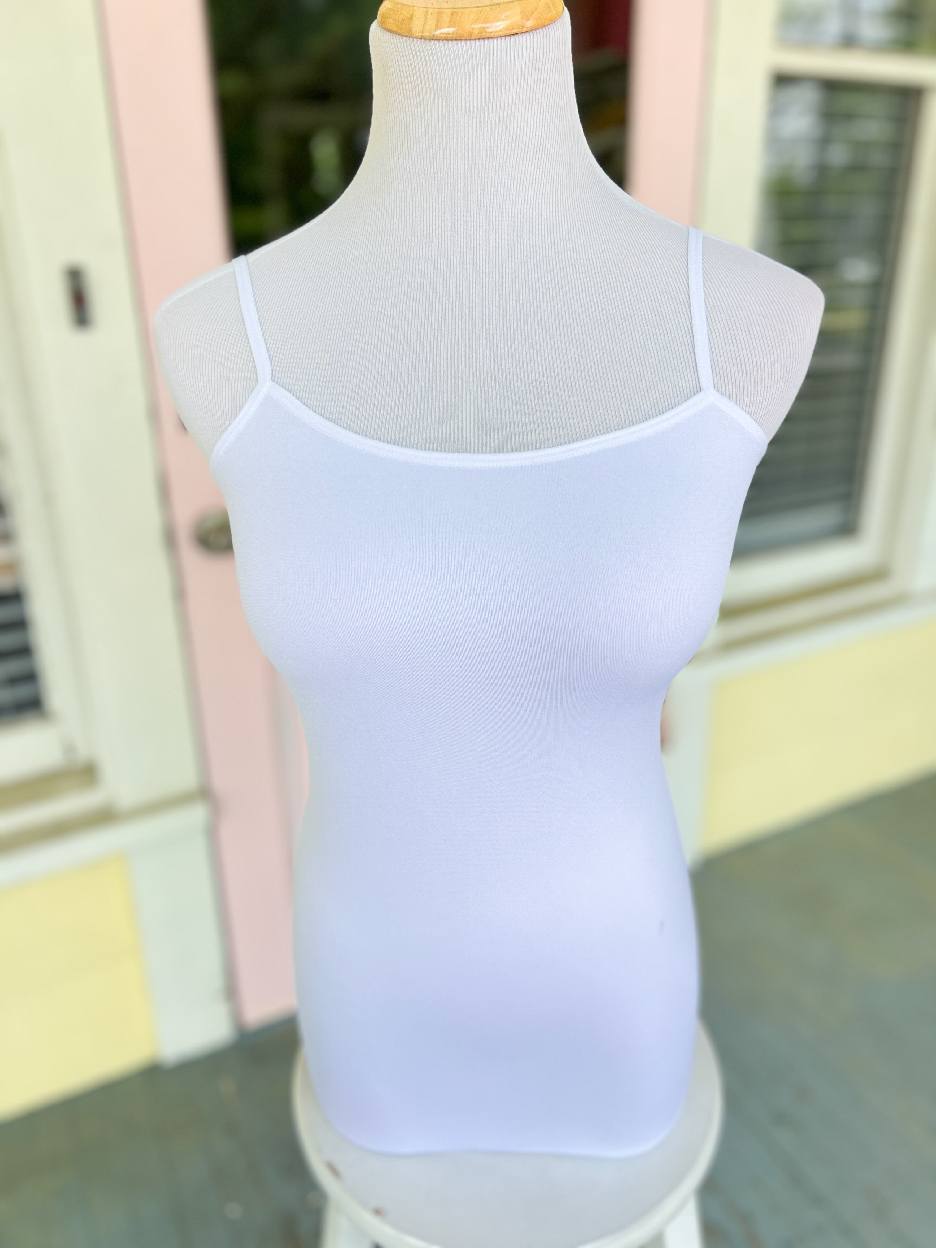 Seamless Cami Tank Top - White – Preppy Pineapple Boutique