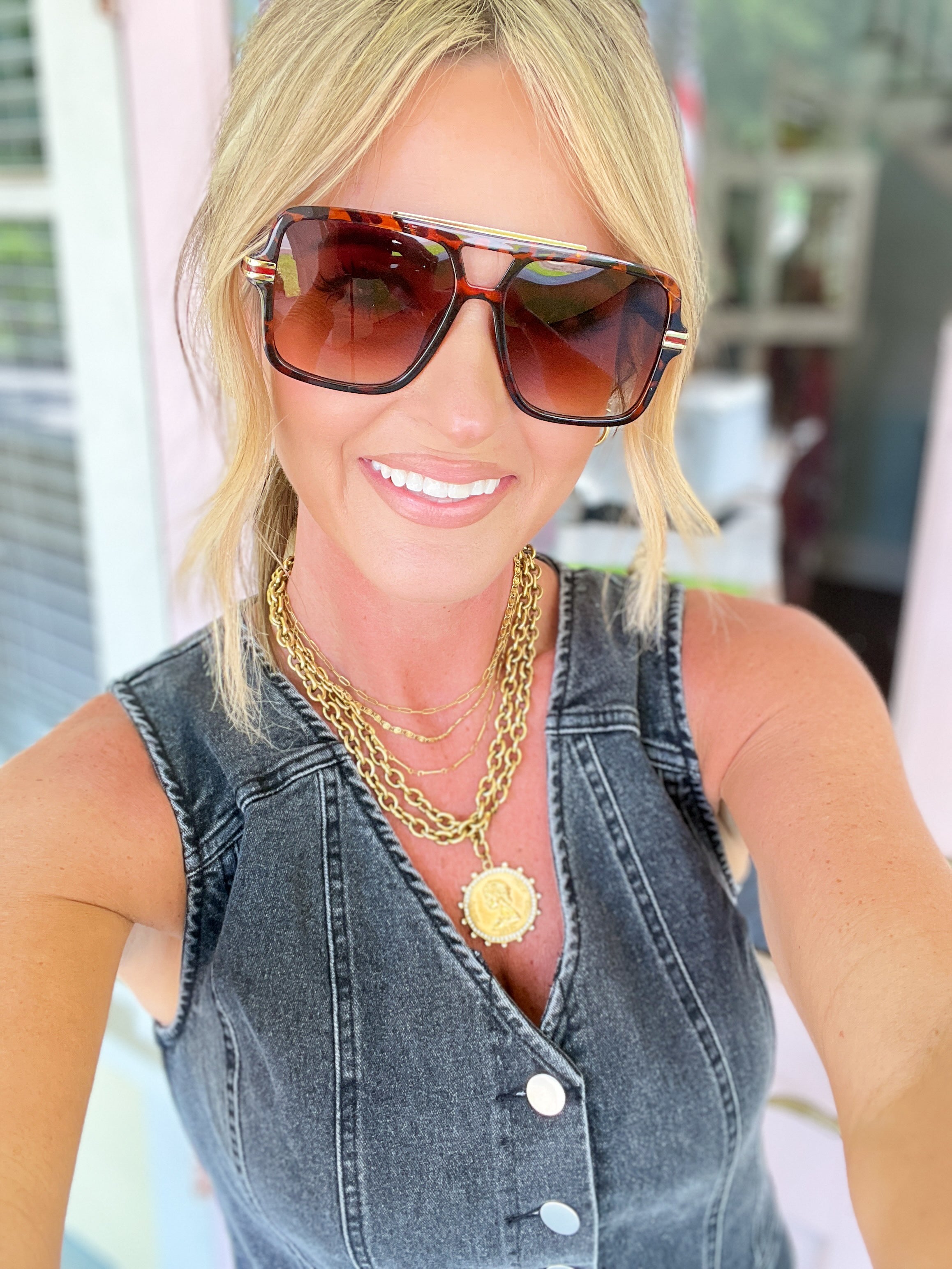 Luxury Stripe Aviator Sunglasses-Tortoise – Preppy Pineapple Boutique